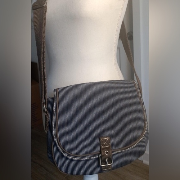 thirty-one | Bags | Thirty One Hickory Stripe Denim Purse Hobo Hand ...